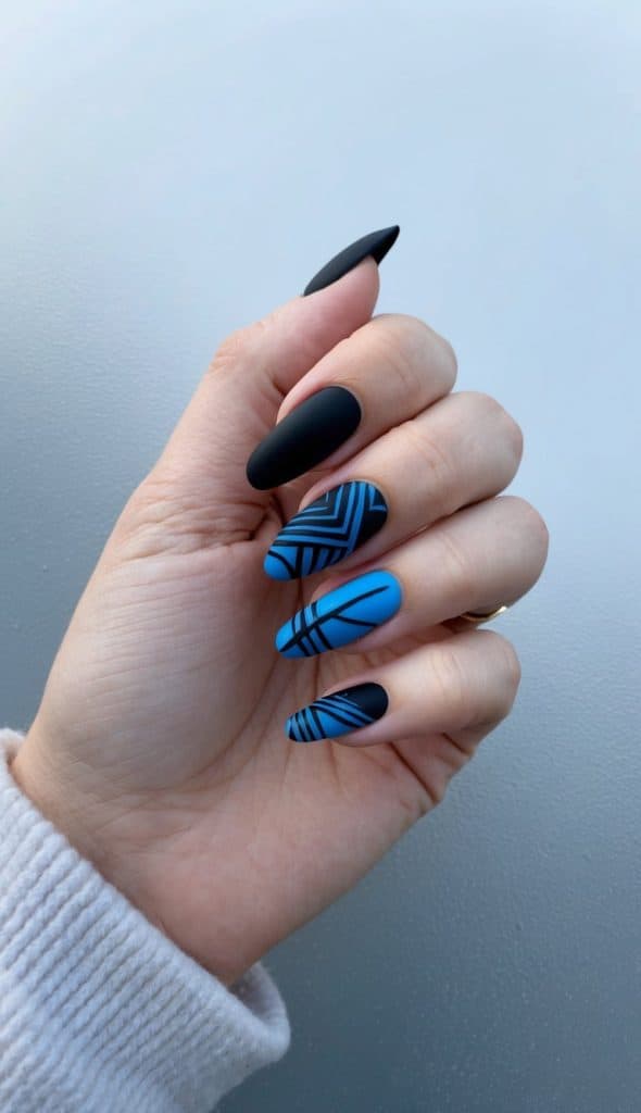 26 Black and Blue Nail Art Ideas: Stunning Designs for a Bold, Dramatic ...
