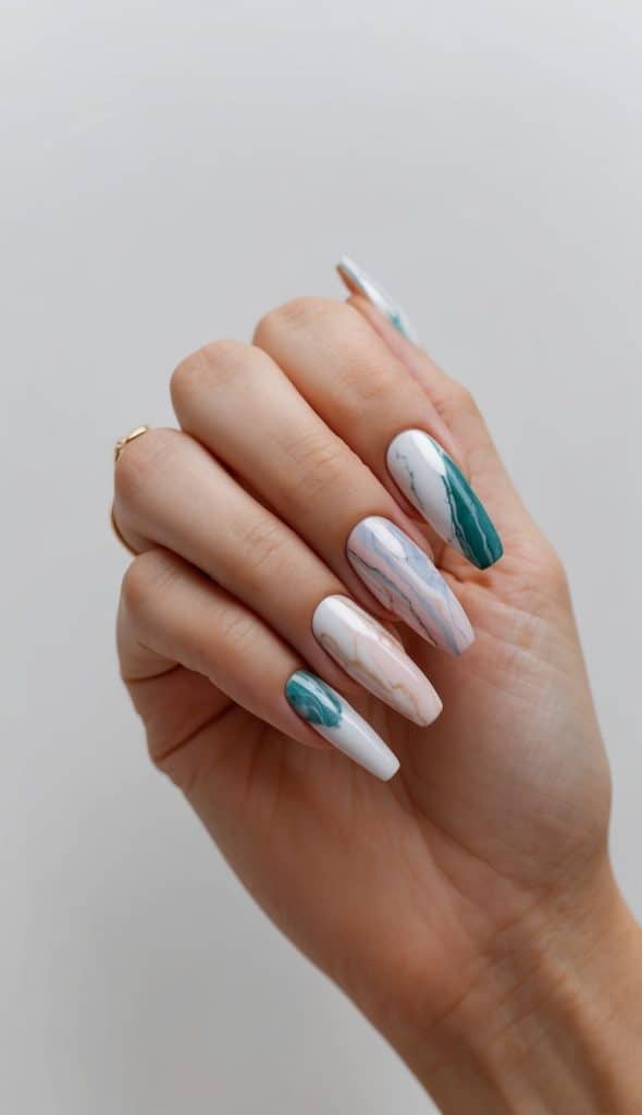 25 Homecoming Nail Art Ideas: Dazzling Designs to Match Your Perfect ...