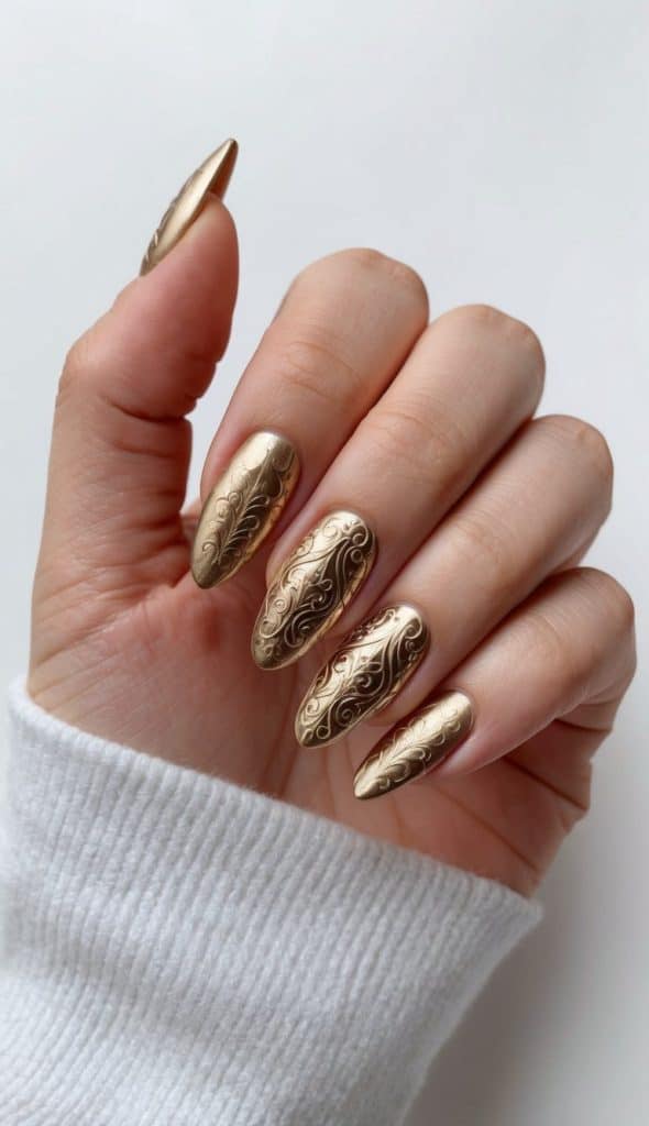 31 Metallic Nail Art Ideas: Sparkle Up Your Fingers with Shiny Designs ...