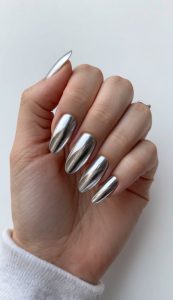 31 Metallic Nail Art Ideas: Sparkle Up Your Fingers with Shiny Designs ...