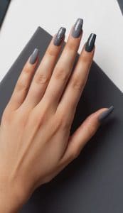 23 Charcoal Gray Nail Art Ideas: Edgy and Modern Manicure Inspiration ...